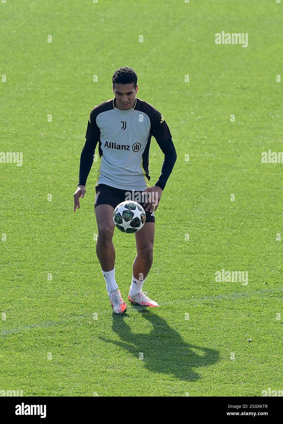 Turin, Italy. 10th Feb, 2025. Alberto Costa of Juventus FC during the ...