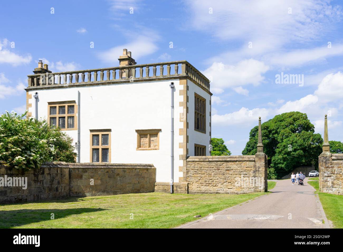 Driveway and East Lodge Gatehouse between the Old Hardwick hall and the ...