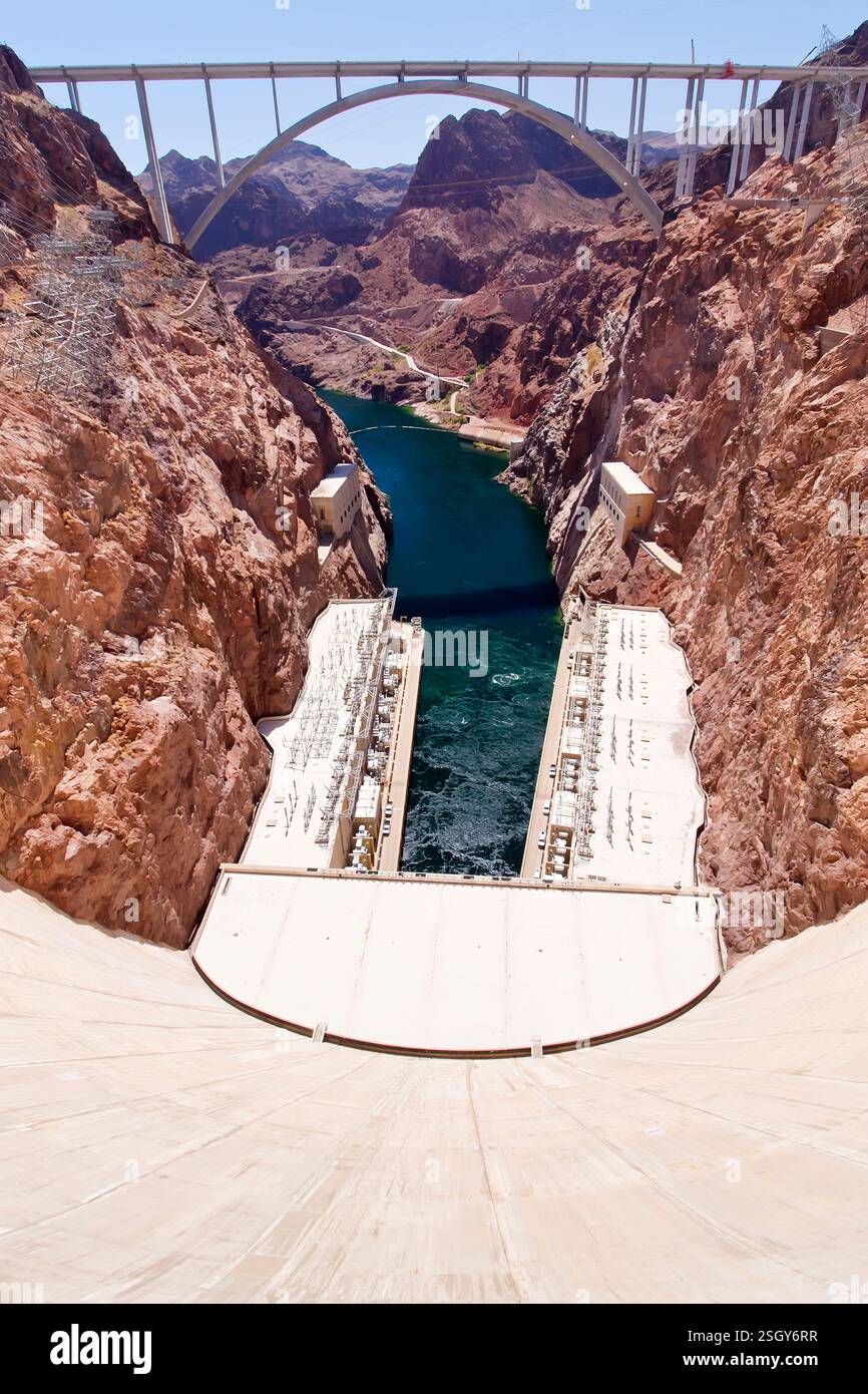 Bridge spans canyon clear hi-res stock photography and images - Alamy