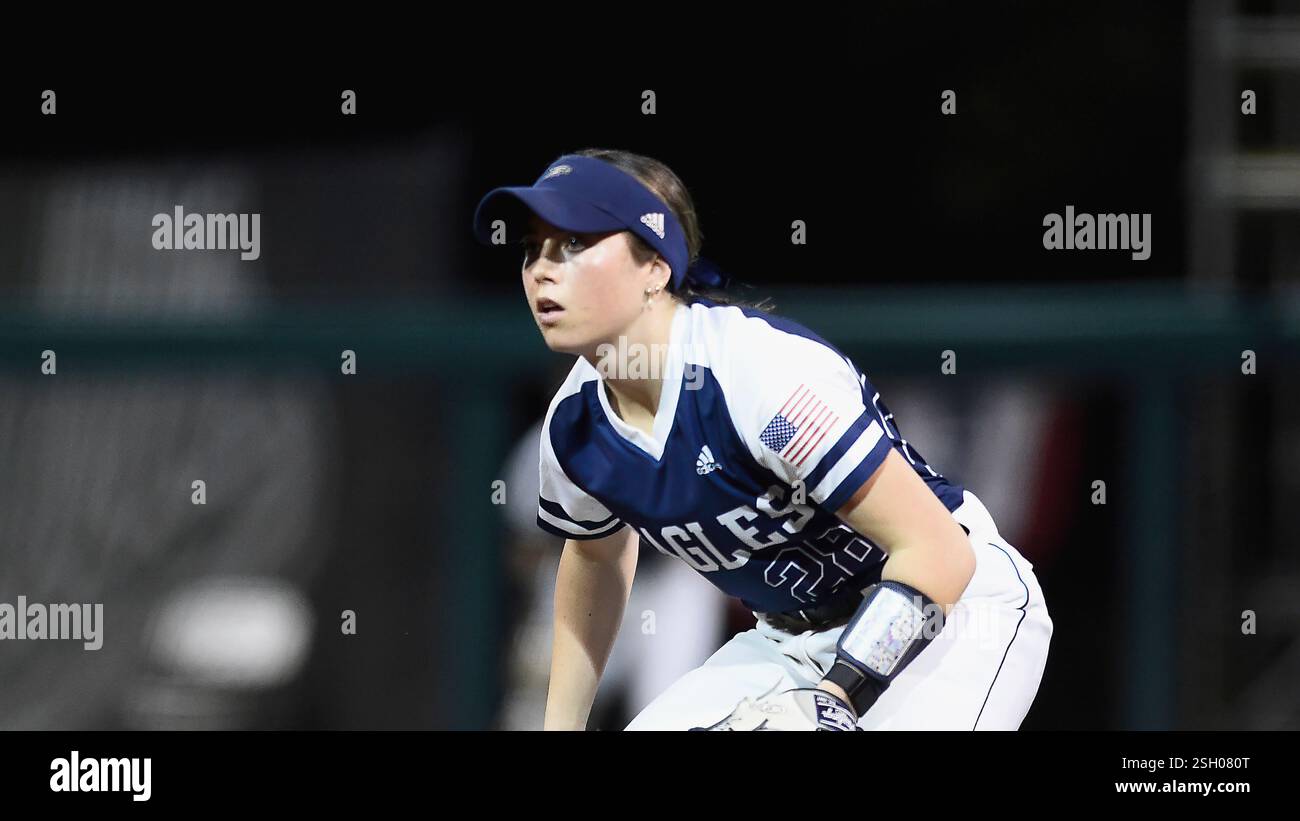 Georgia Southern University's Kayla Christensen (28) is ready for ...