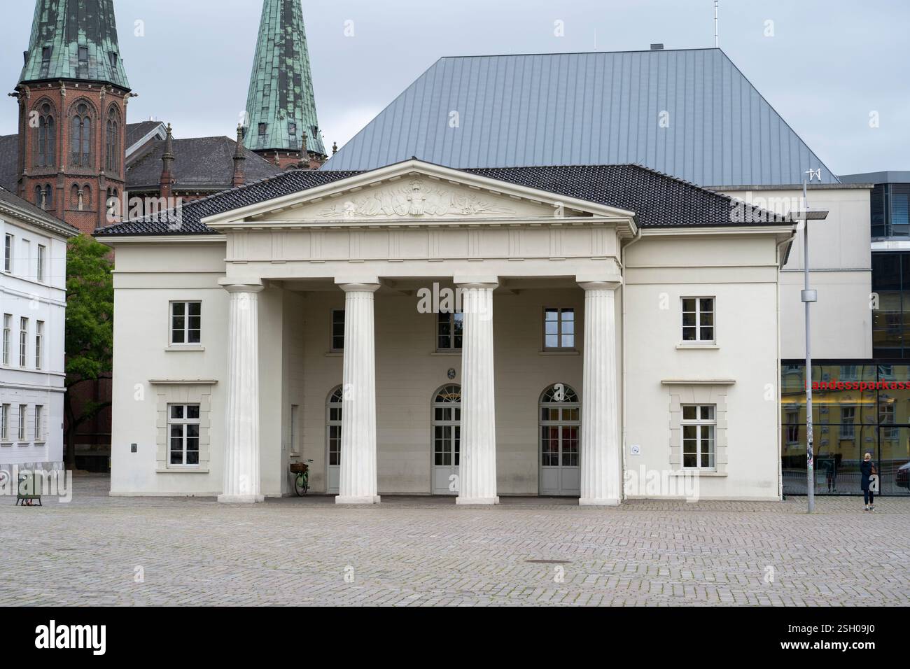 Old guardhouse and church St. Lamberti at the castle place of Oldenburg ...