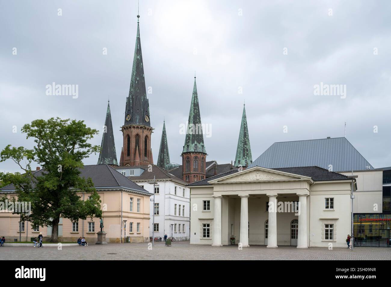 Old guardhouse and church St. Lamberti at the castle place of Oldenburg ...