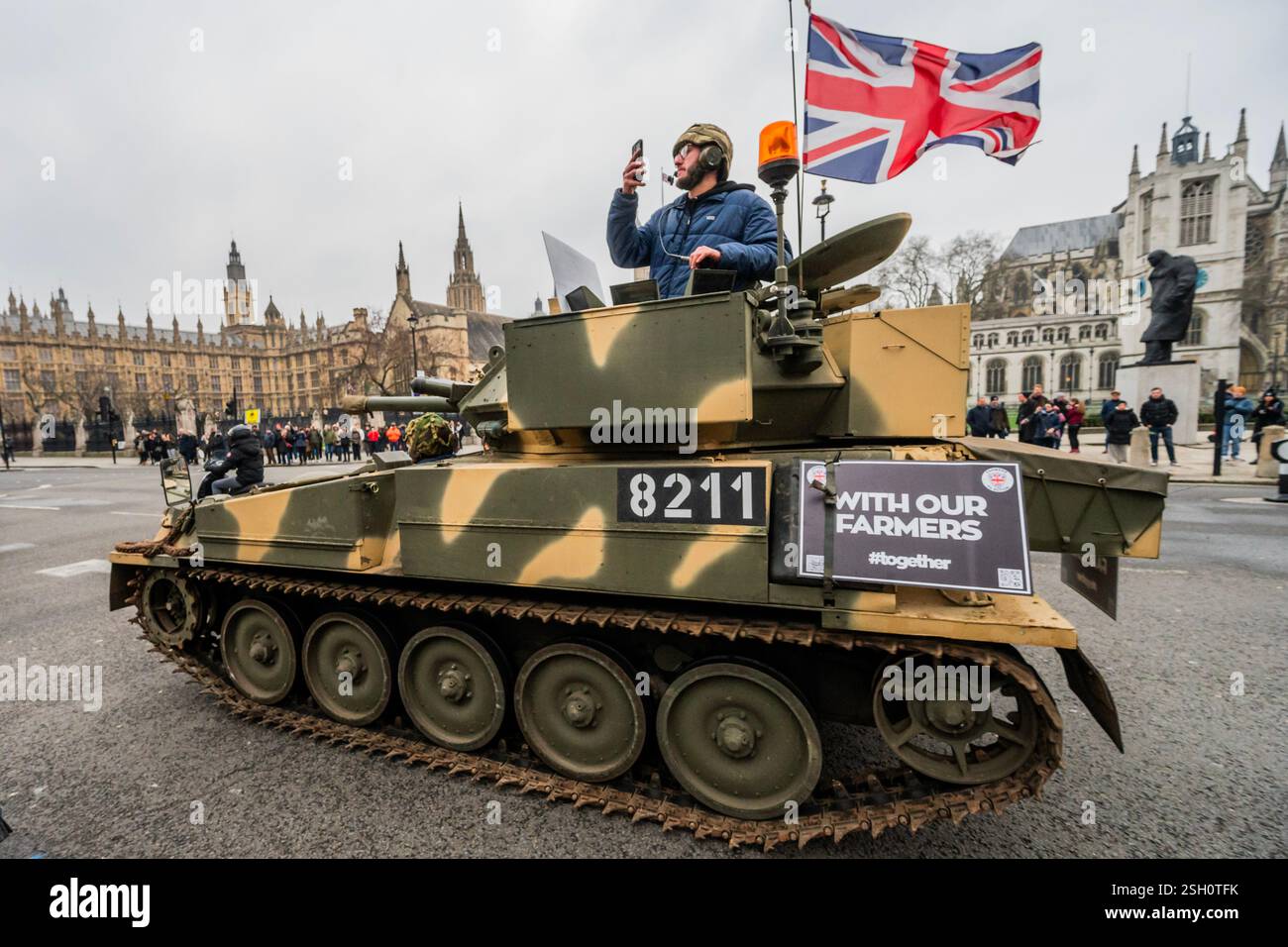 London, UK. 10th Feb, 2025. Hundreds of tractors (and a few 'tanks ...
