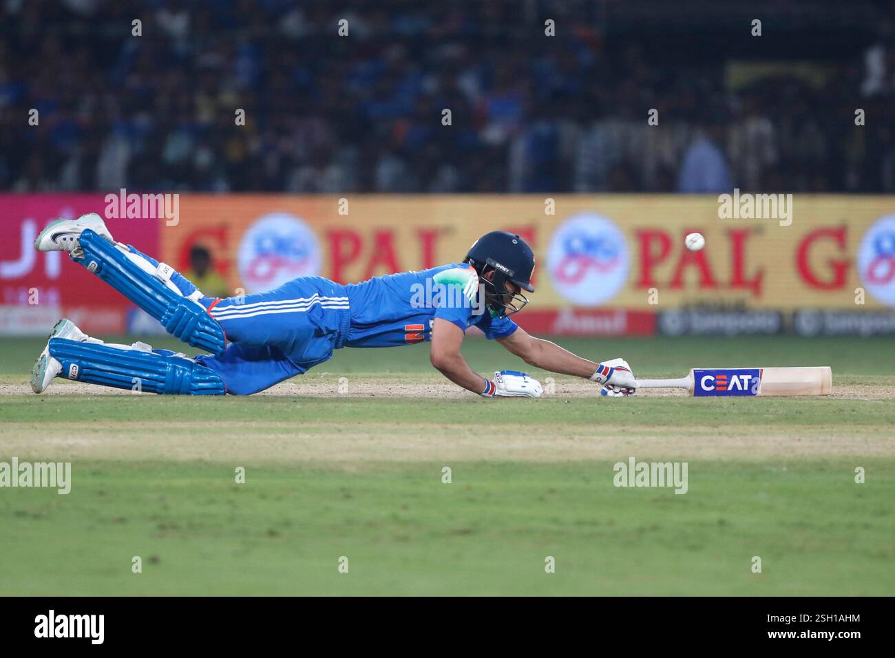 Shubman gill odi hi-res stock photography and images - Alamy