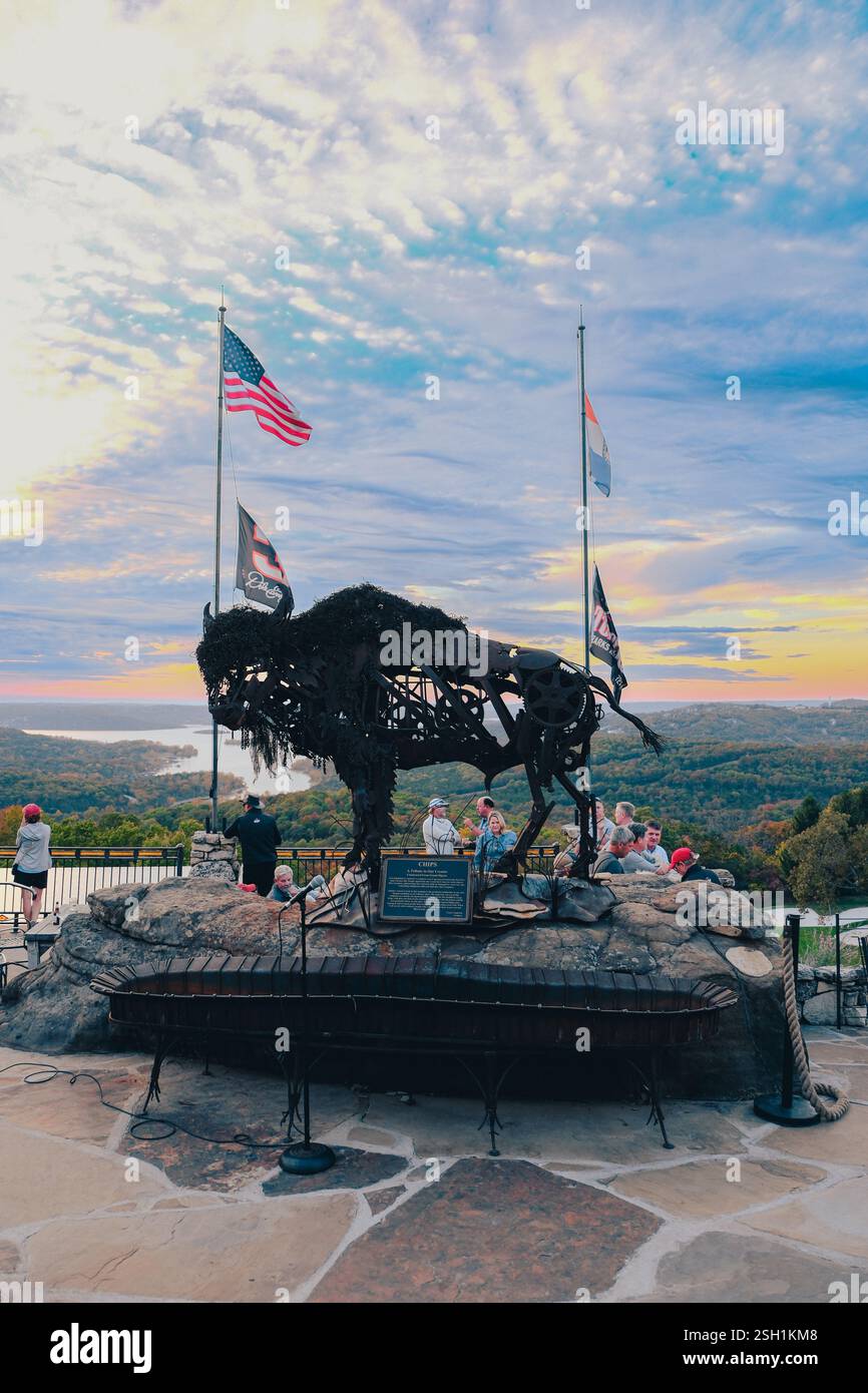 Patriotic sculpture details hi-res stock photography and images - Alamy