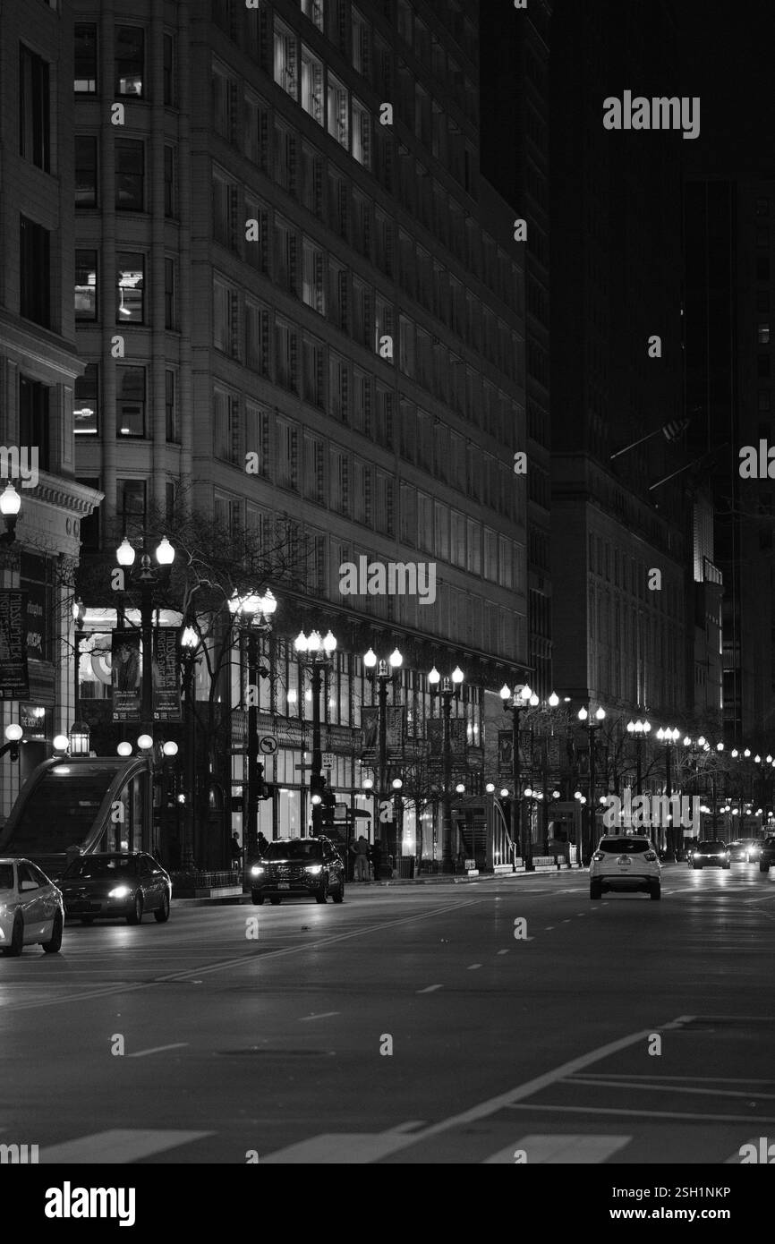 Urban atmosphere night Black and White Stock Photos & Images - Alamy