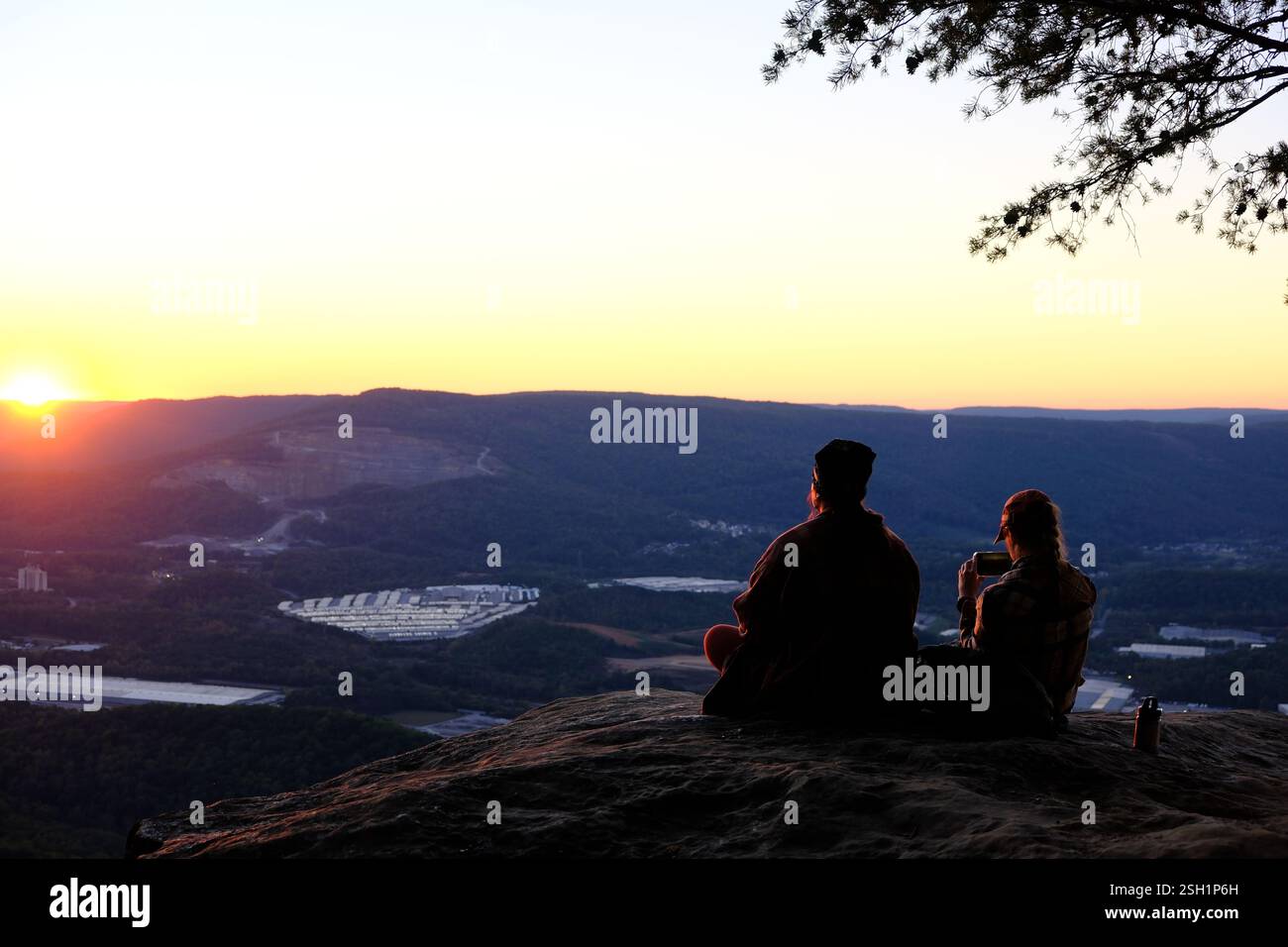 Outdoor overlook exploration hi-res stock photography and images - Alamy