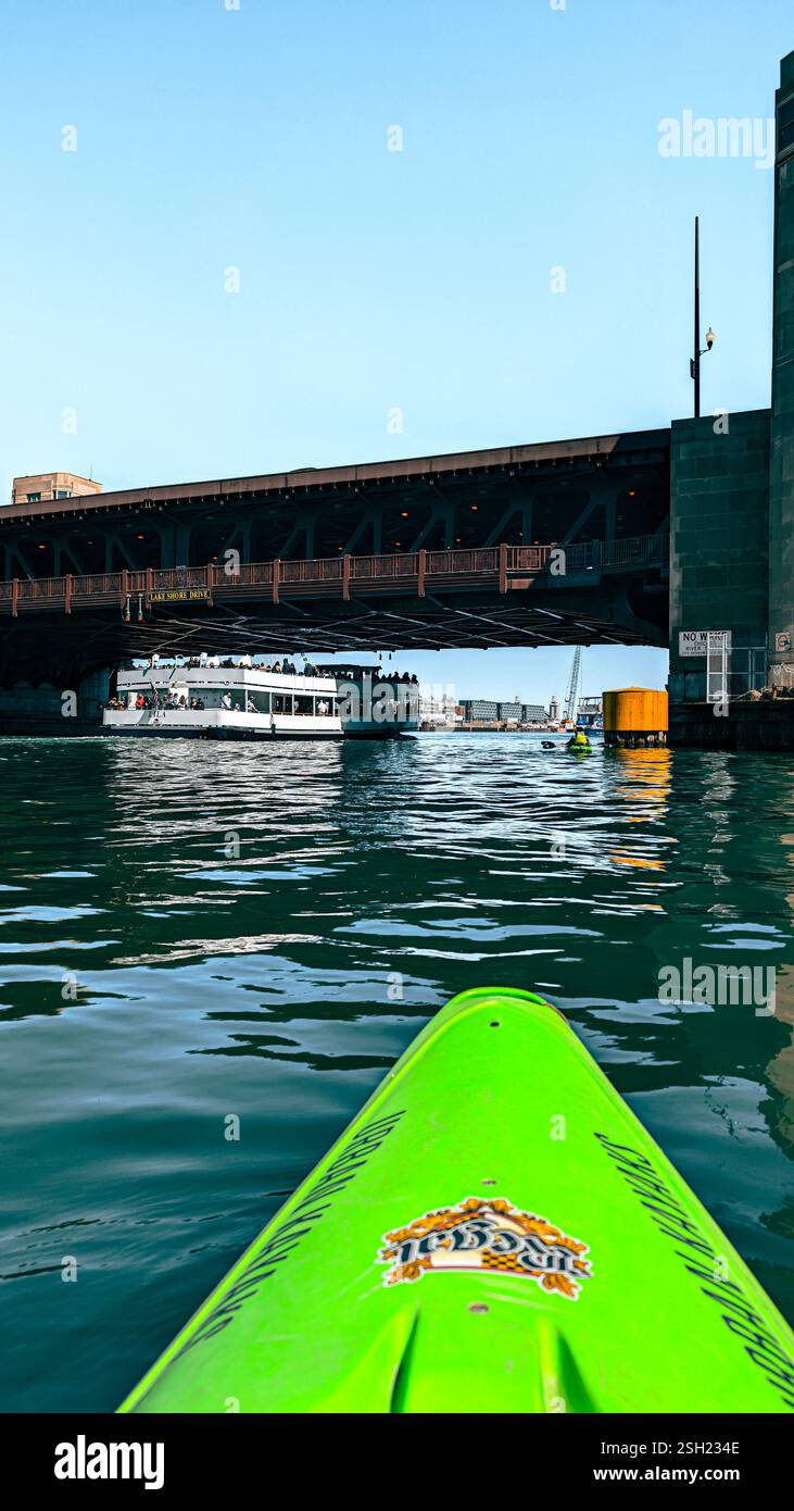 Kayaking Under the Chicago Bridge Stock Photo - Alamy