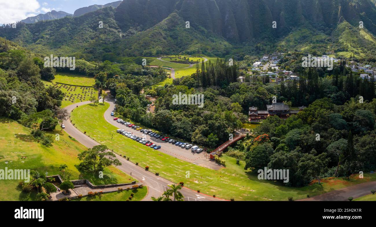 Aerial View of Byodo In Temple and Ko olau Mountains in Oahu, Hawaii ...