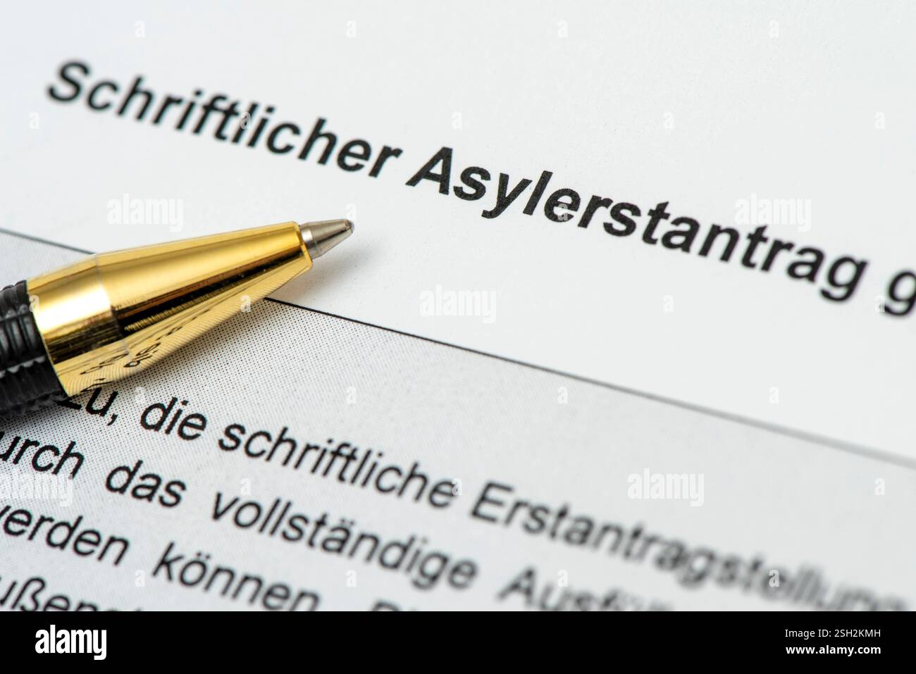 Asylerstantrag hi-res stock photography and images - Alamy