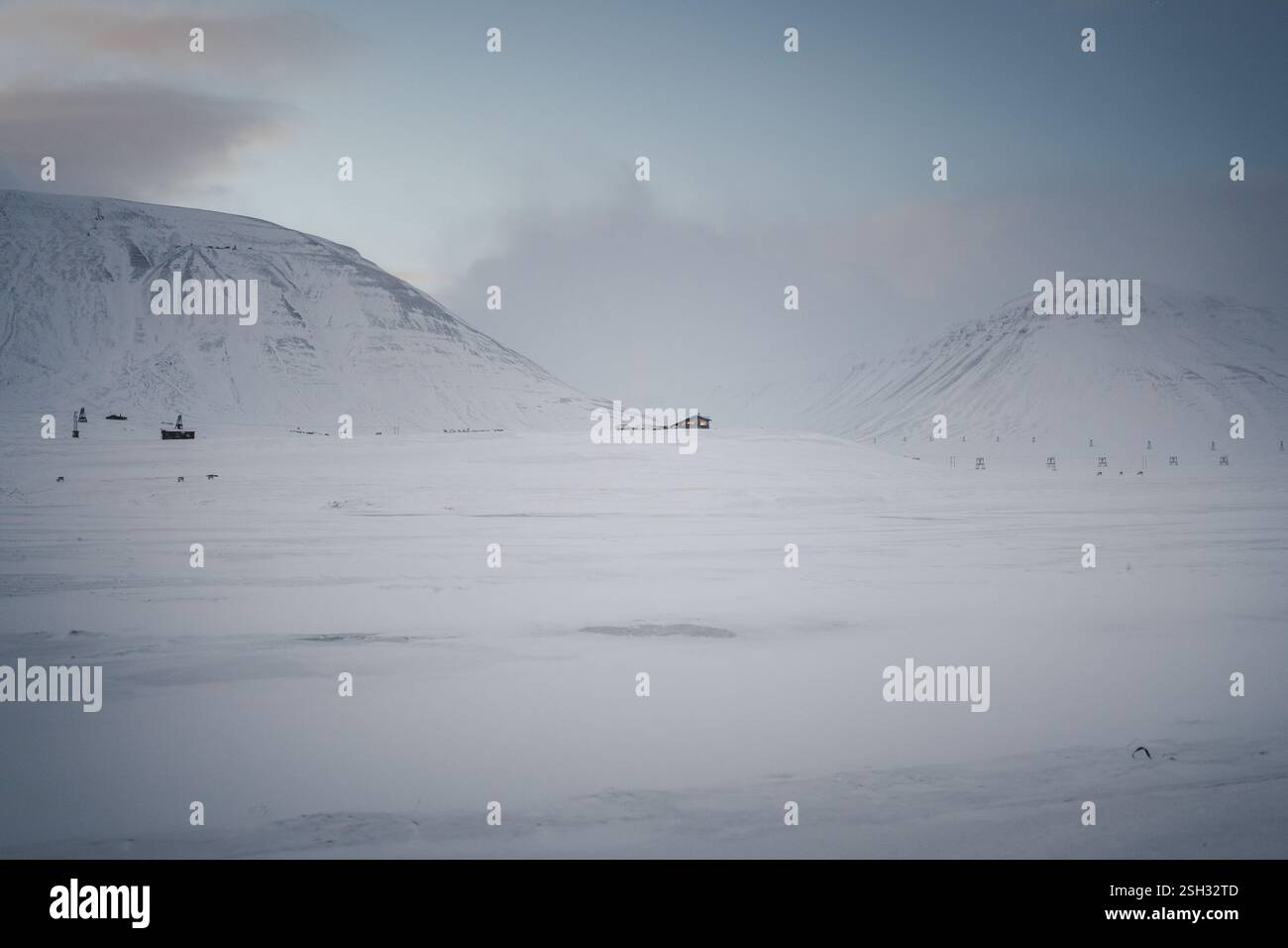 Cabins outside Longyearbyen, Svalbard in snowy arctic valley Stock ...