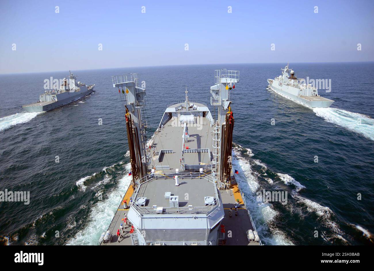 Pakistan and International Naval display specialize skills for counter ...