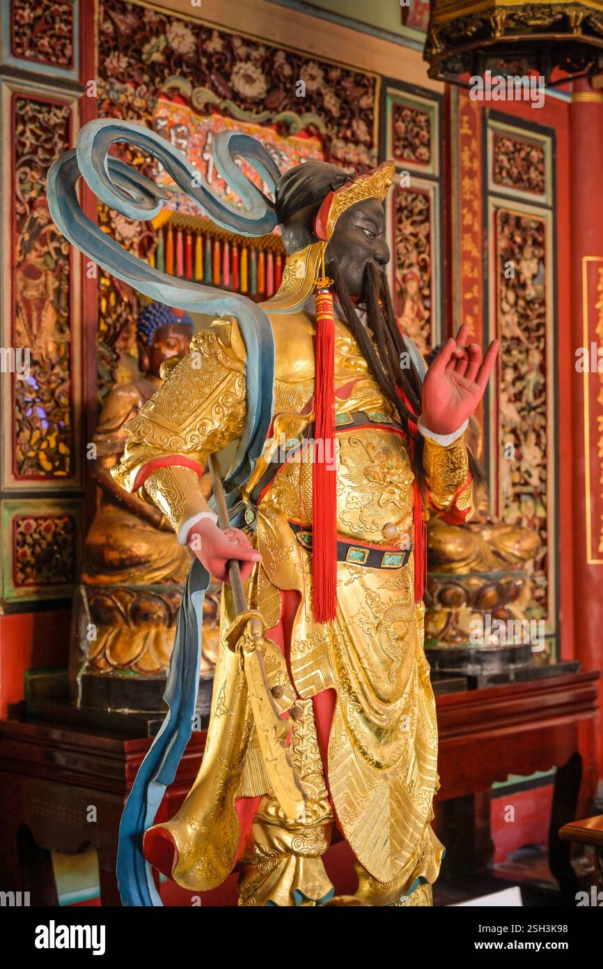 Krieger, Wächterfigur in der San-Bao Hall, Tainan Grand Mazu Temple ...