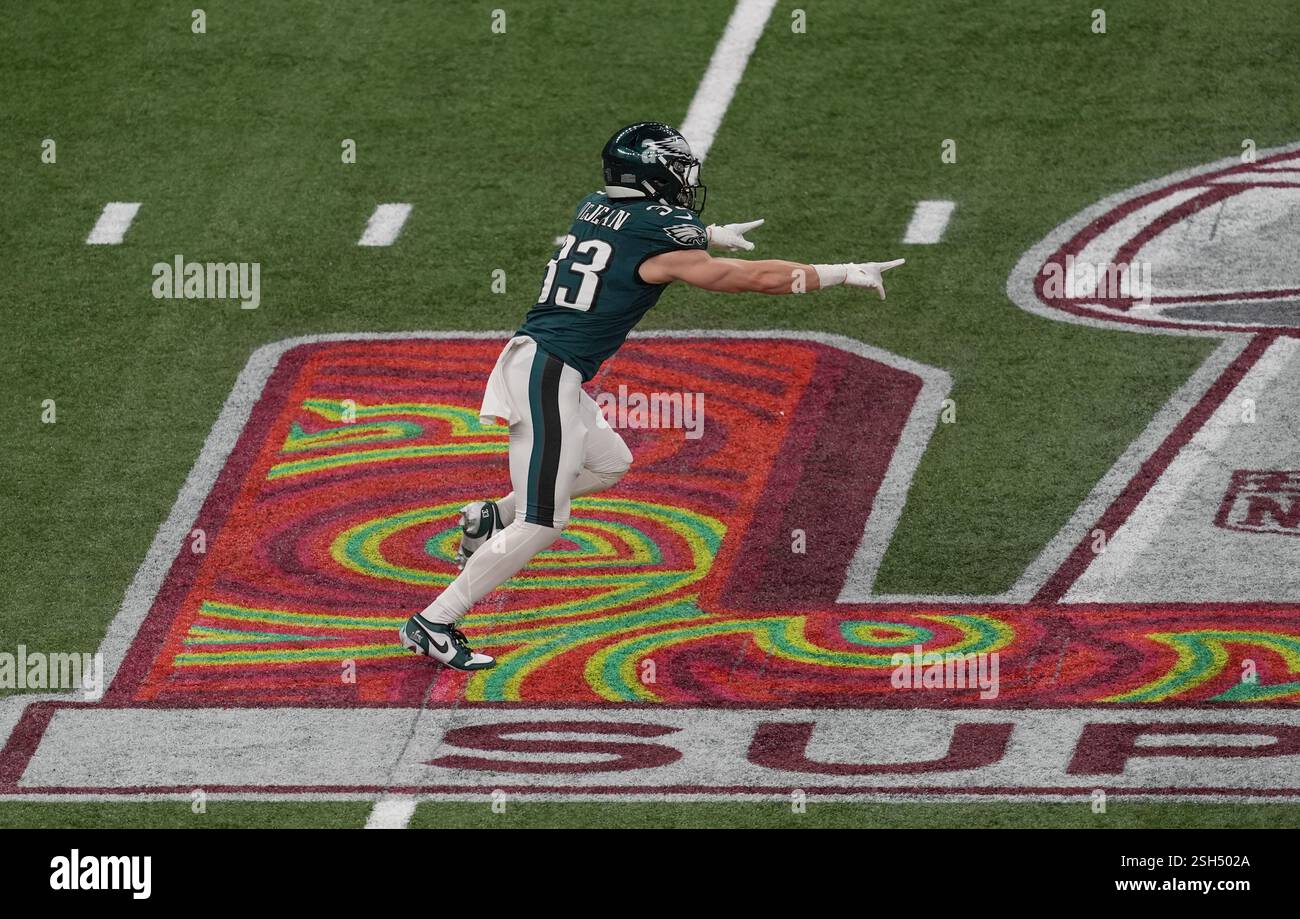 Philadelphia Eagles defensive back Cooper DeJean (33) during NFL ...