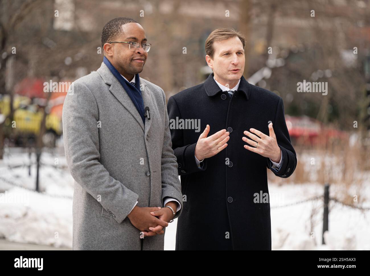 Sen ator zellnor myrie hi-res stock photography and images - Alamy