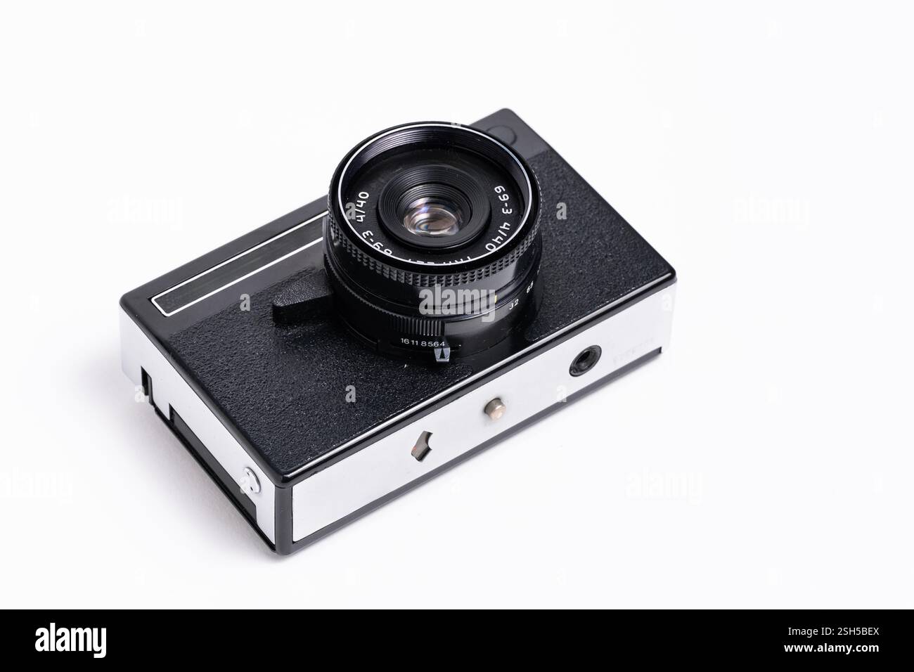 Old fashioned camera top view hi-res stock photography and images - Alamy