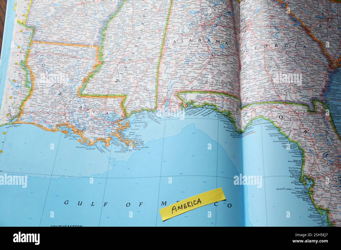 US President Donald Trump changes the name of the "Gulf of Mexico" to ...