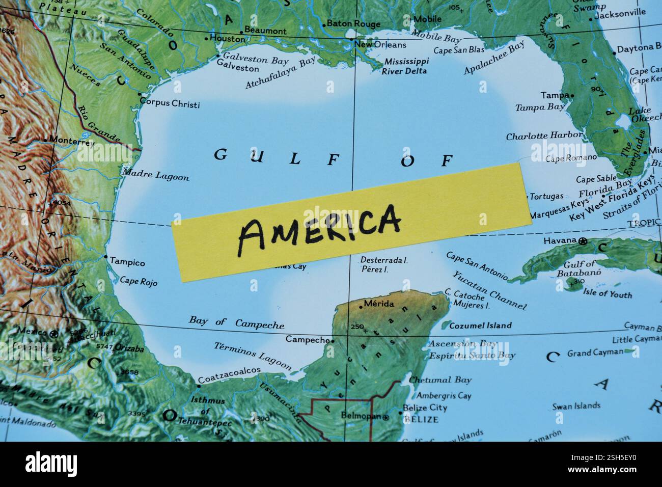 US President Donald Trump changes the name of the "Gulf of Mexico" to ...