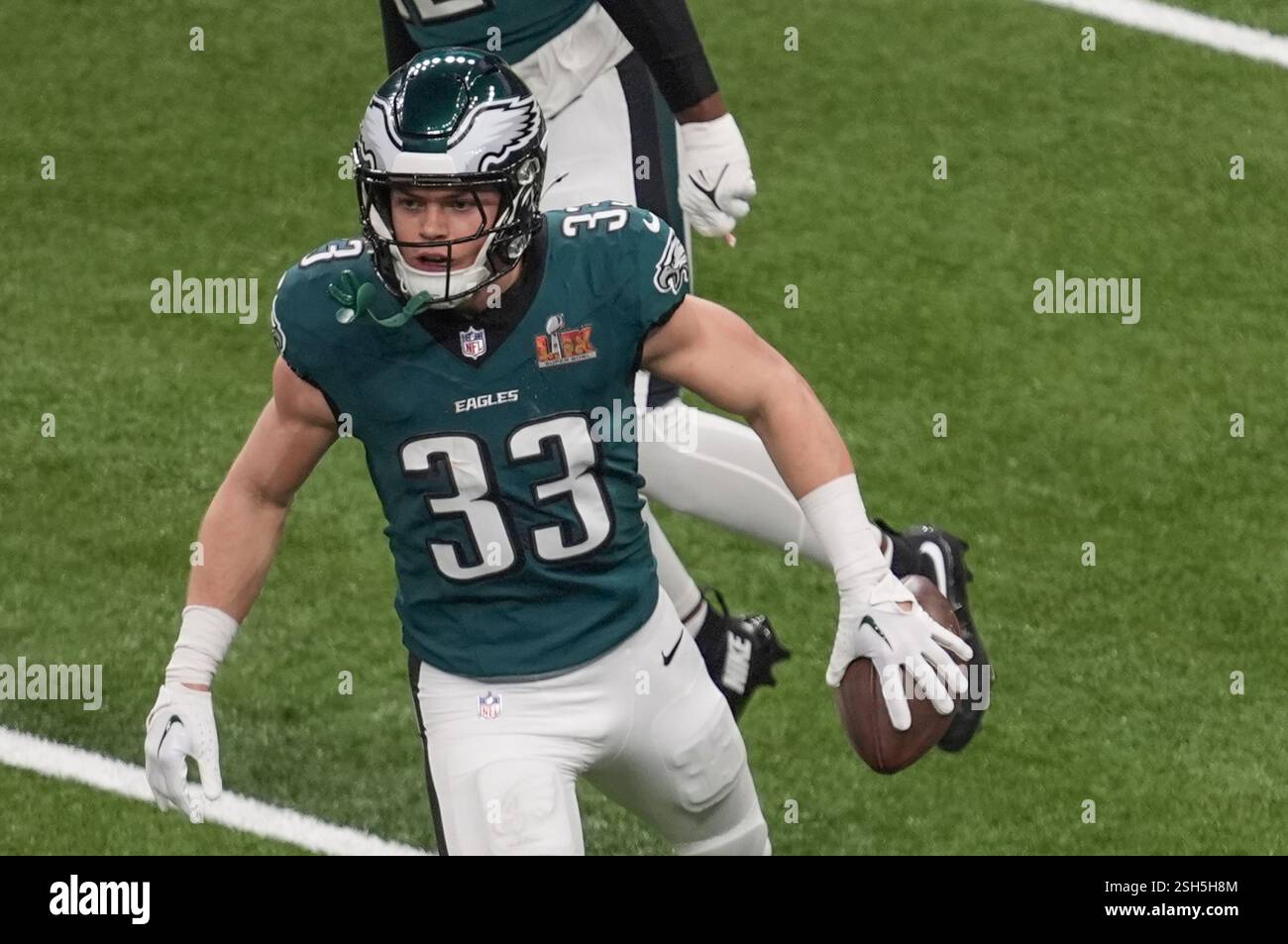 Philadelphia Eagles defensive back Cooper DeJean (33) celebrates ...