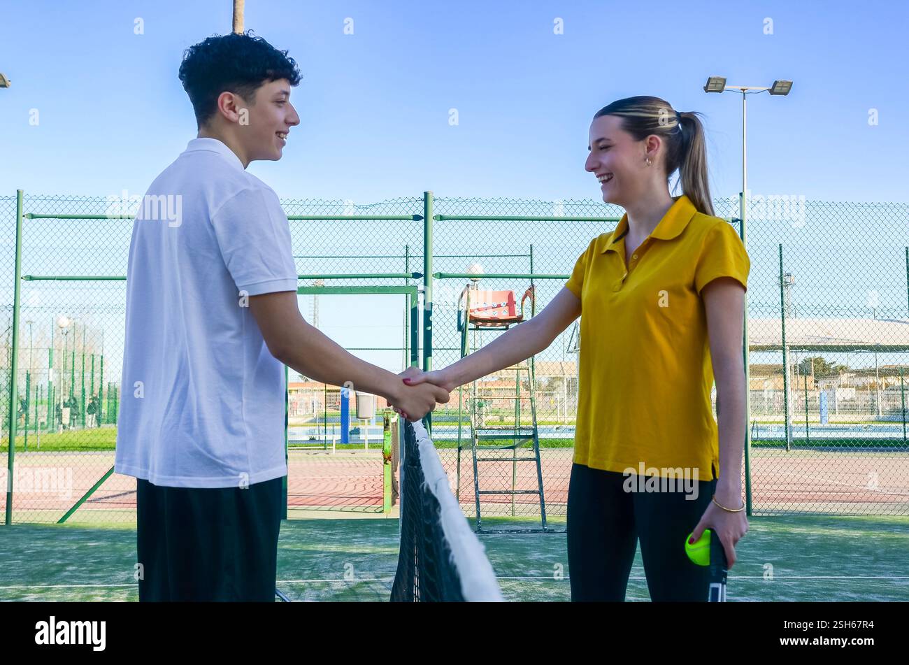 Good sportsmanship hi-res stock photography and images - Alamy