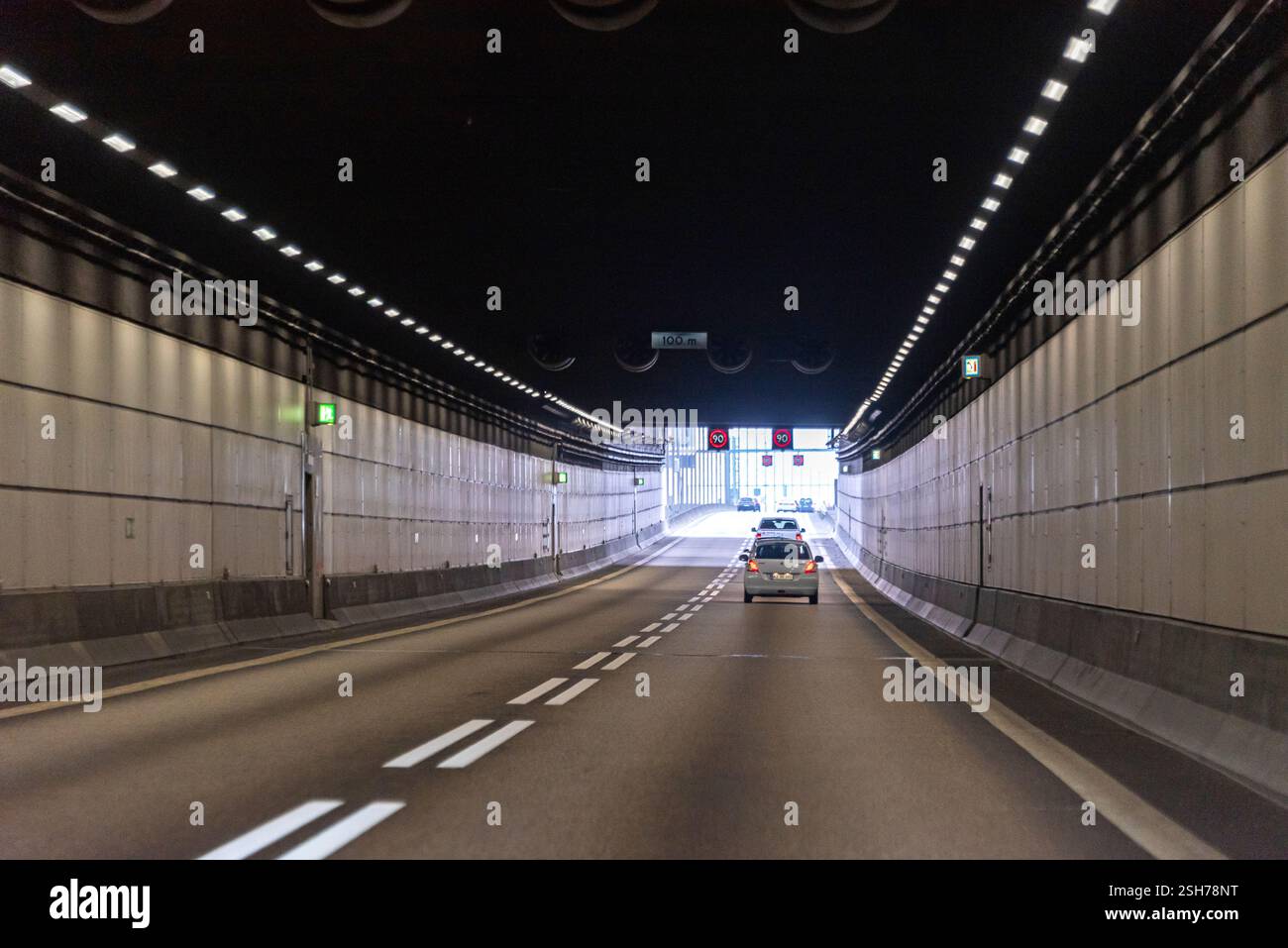 Oresund Bridge, between, Copenhague, Denmark and Malmo, Sweden Stock ...