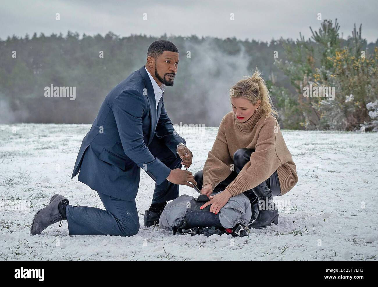 BACK IN ACTION 2025 Netflix film with Cameron Diaz and Jamie Foxx Stock ...