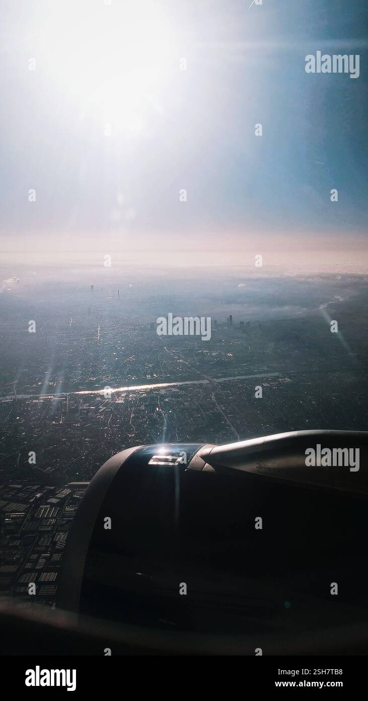 Aerial plan paris hi-res stock photography and images - Alamy