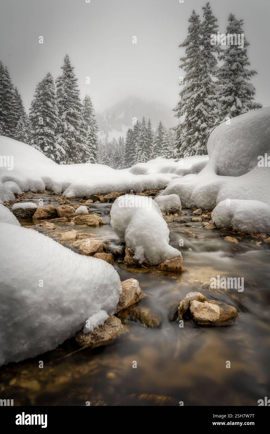 Landscape long mountain natura hi-res stock photography and images - Alamy