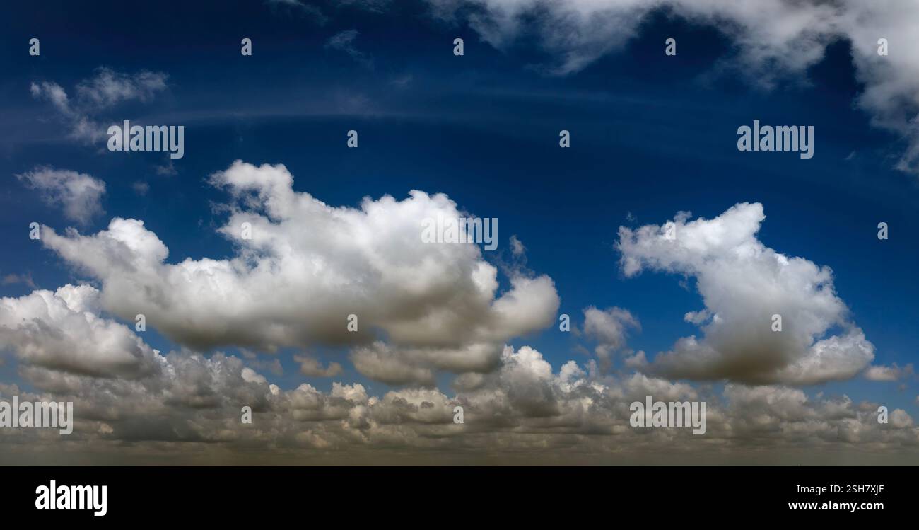 Florida weather. Blue sky with white summer rain clouds. Colorful ...