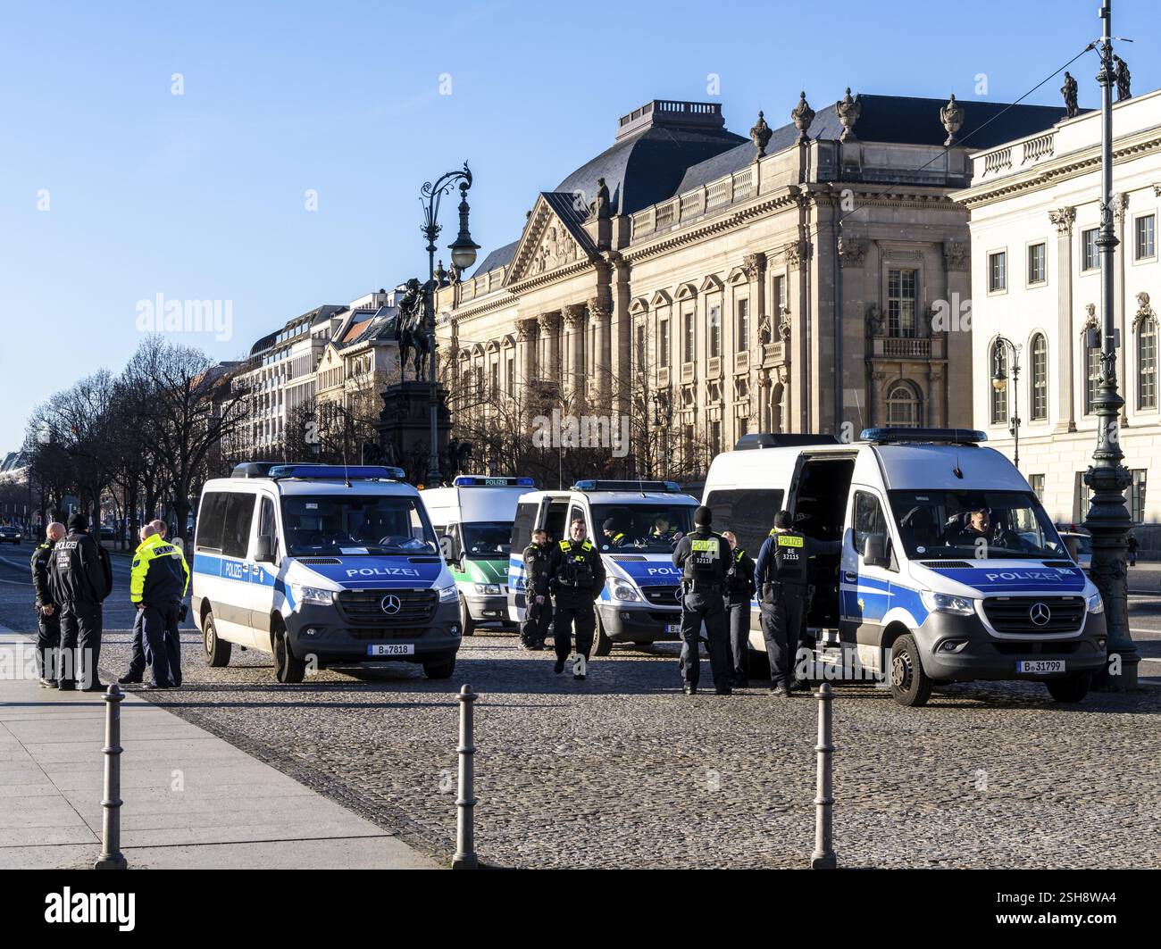 Berlin police force, Unter den Linden, Berlin, Germany, Europe Stock ...