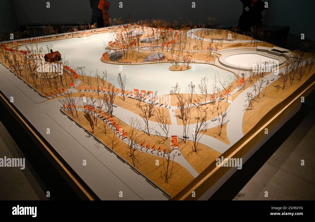 A model of Central Park displaying The Gates project, by Christo and ...