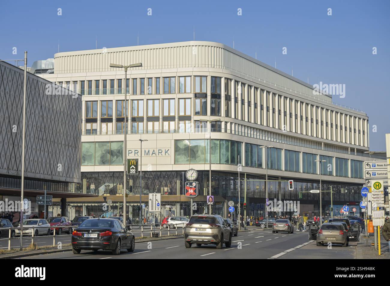 Primark, Zoom shop, Joachimsthaler Strasse, Charlottenburg, Berlin ...