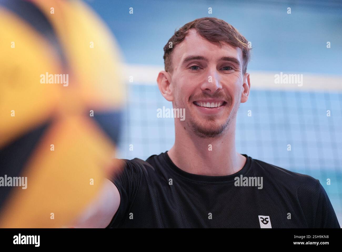 Hamburg, Germany. 10th Feb, 2025. Beach volleyball: Media Beach Day ...
