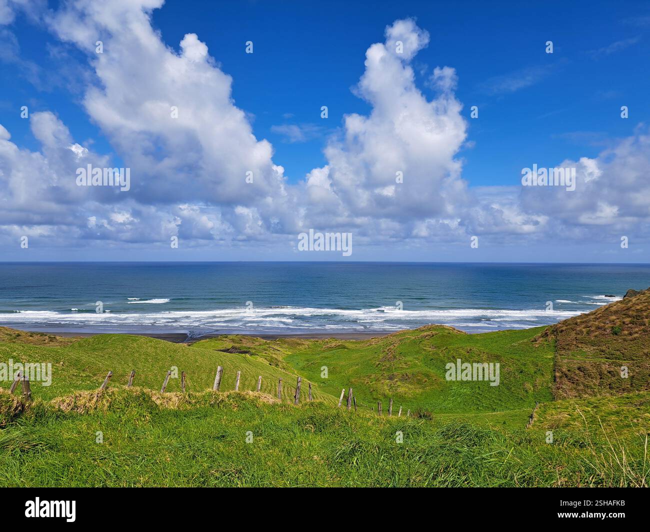 The farm beach smartphone stock photos and images - Alamy