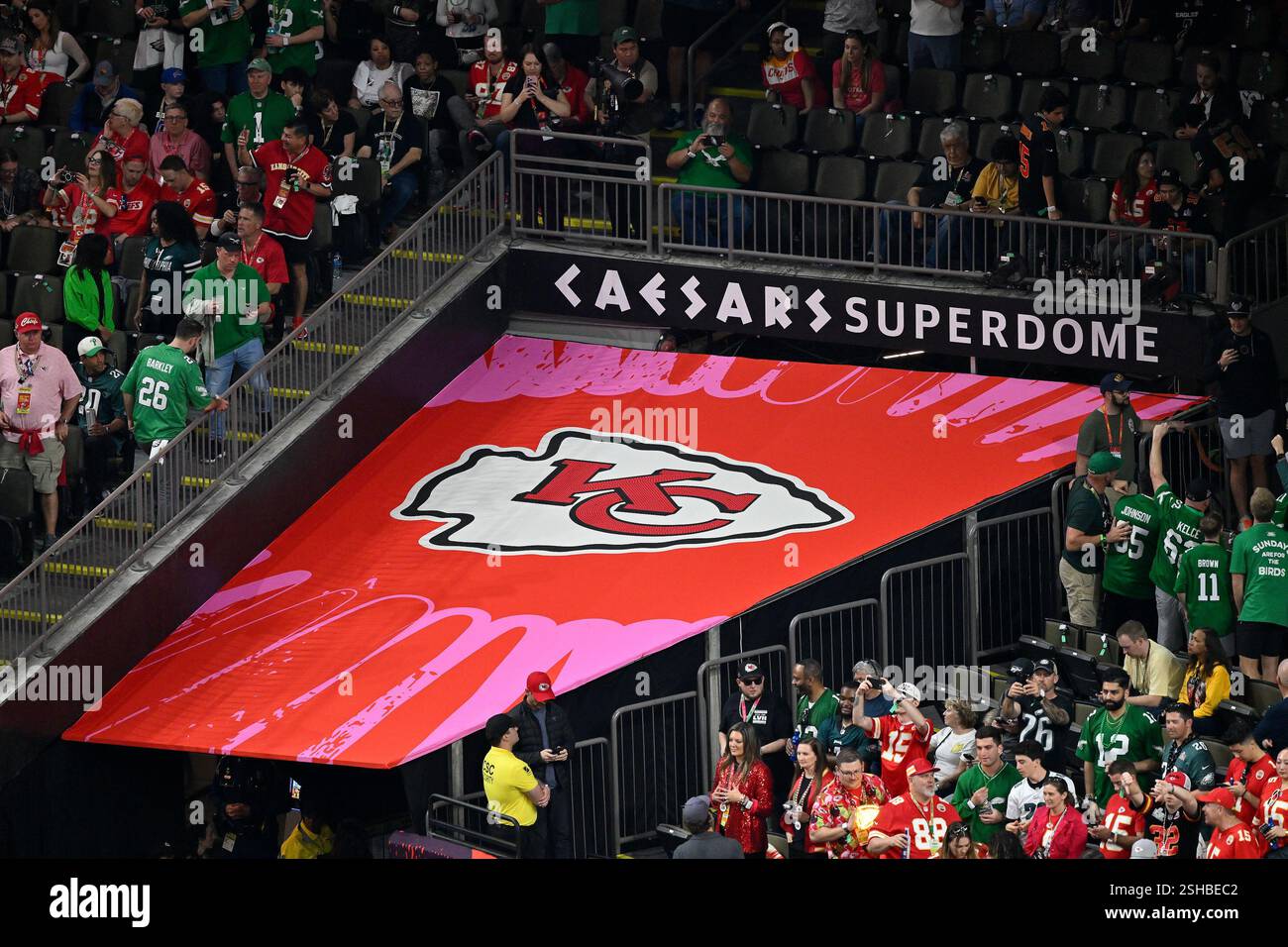 Caesars Superdome. 9th Feb, 2025. New Orleans LA; An overhead view of ...