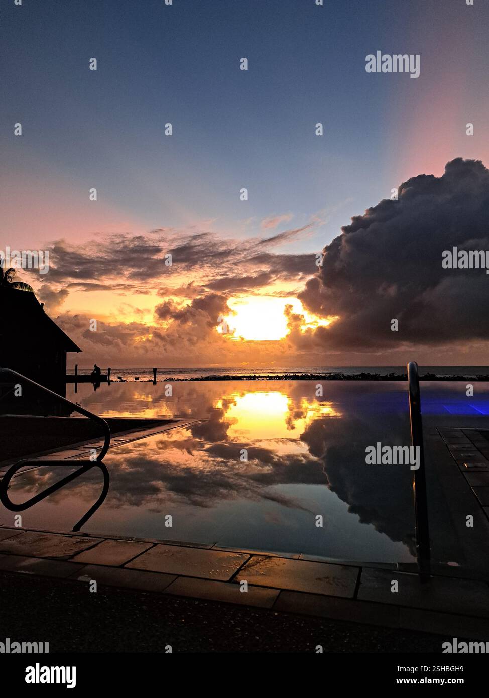 Vacay sunset hi-res stock photography and images - Alamy