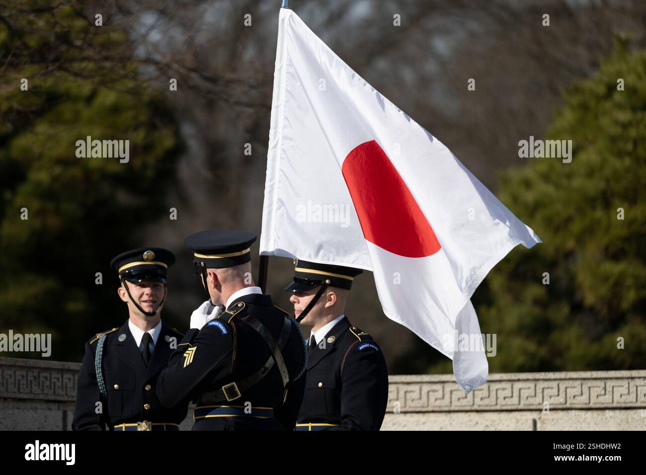 A color guard from the 3d U.S. Infantry Regiment (The Old Guard) carry ...