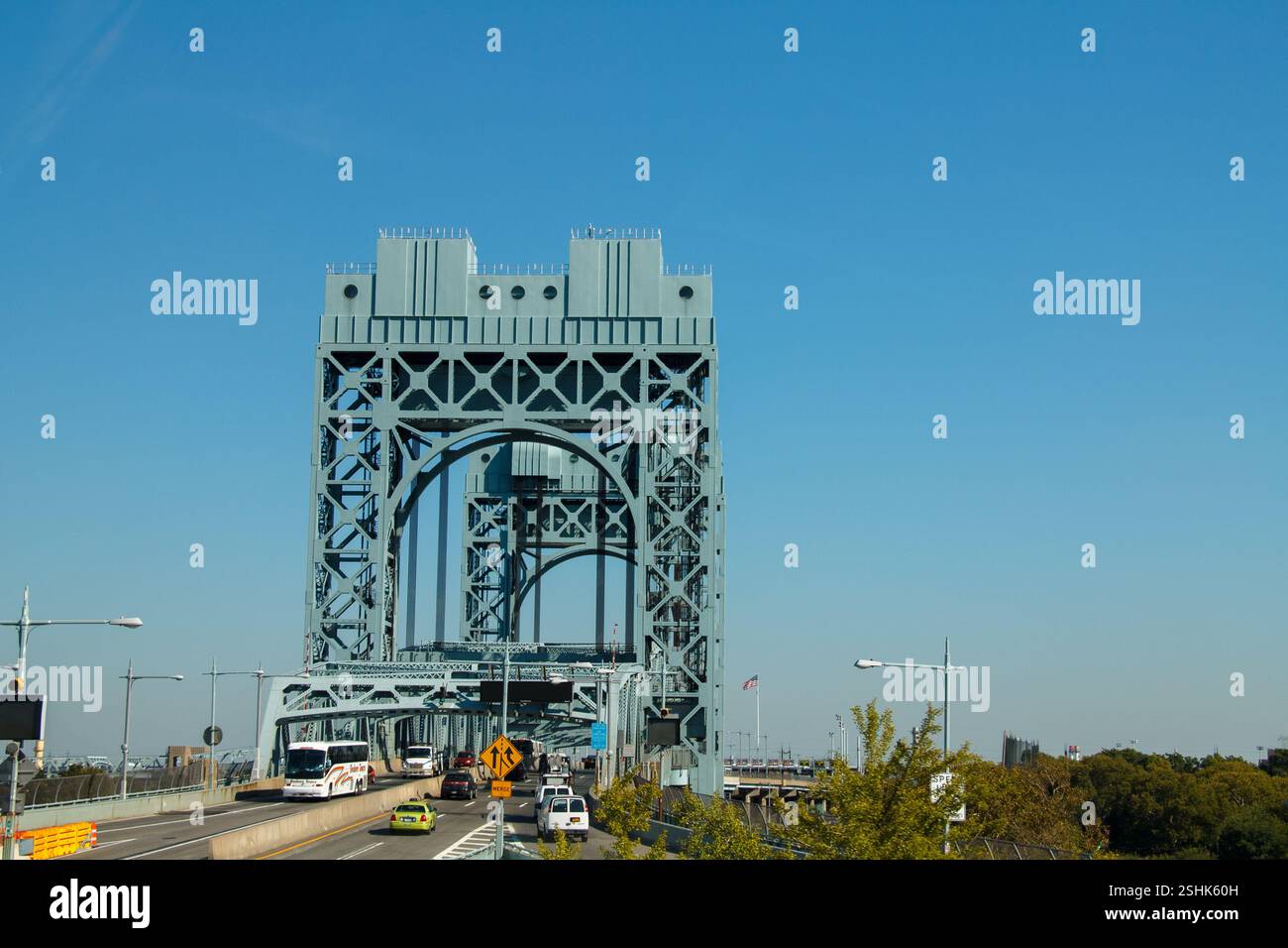 The Robert F. Kennedy Bridge over Harlem river connecting Manhattan ...