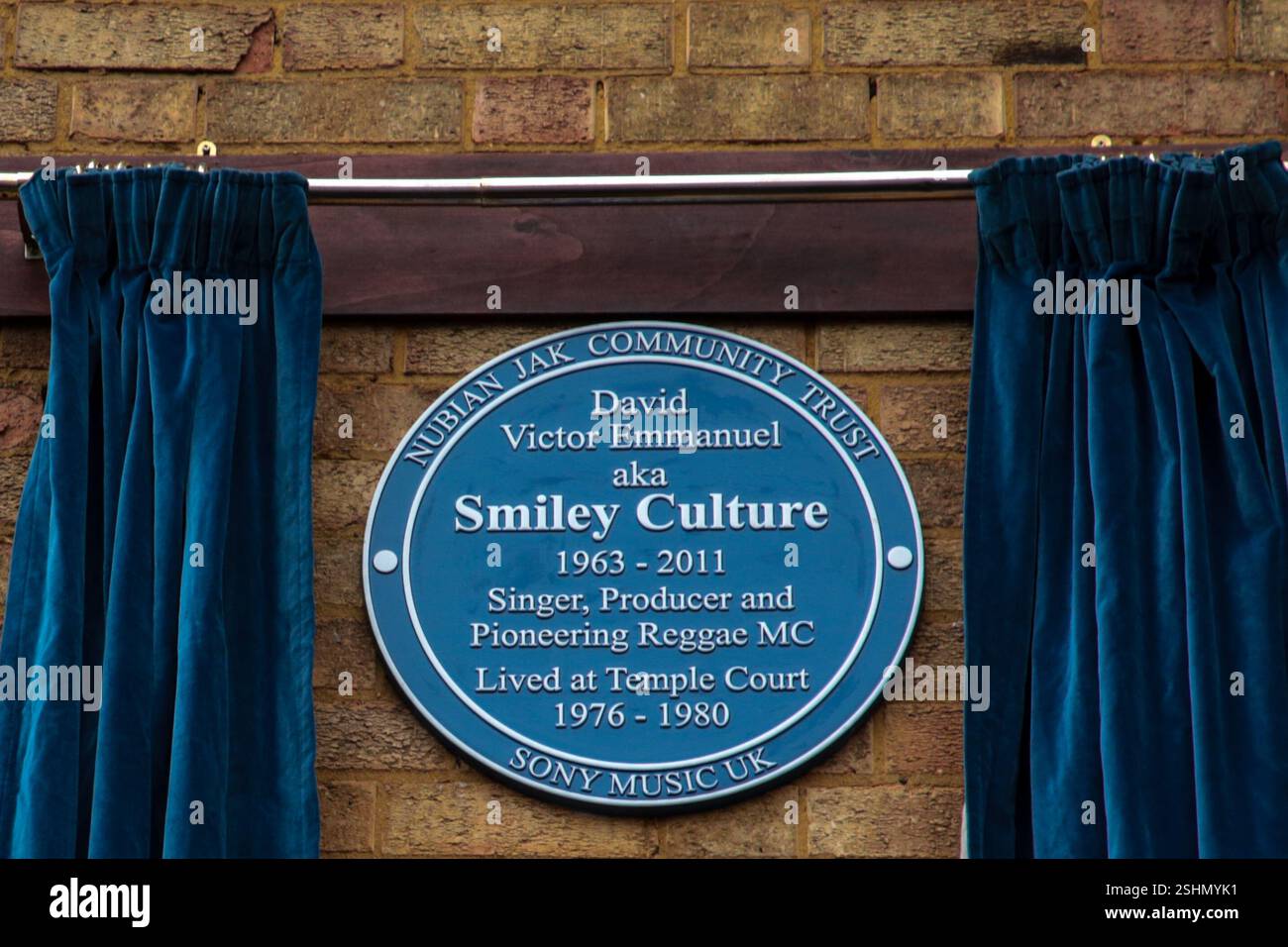 London, UK. 10th Feb, 2025. A blue plaque for smiley culture is being ...