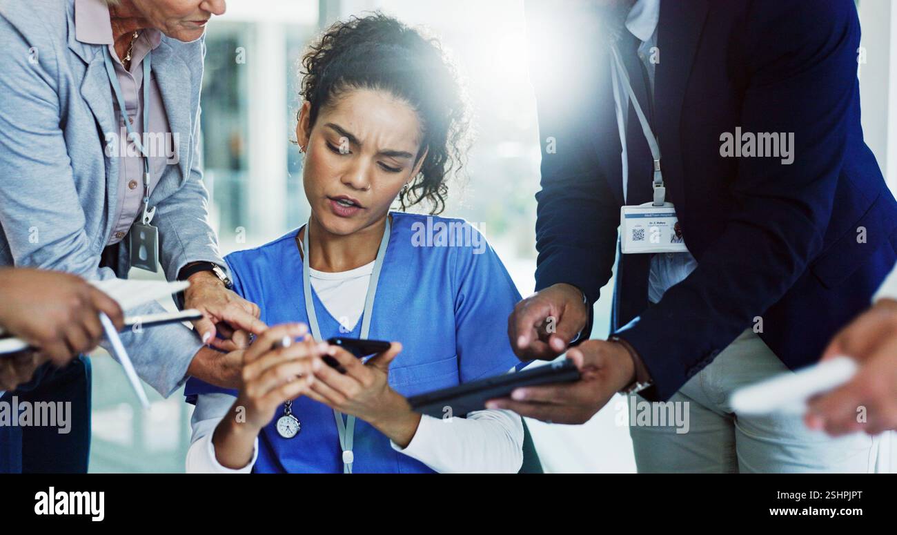 Healthcare multitasking hi-res stock photography and images - Alamy