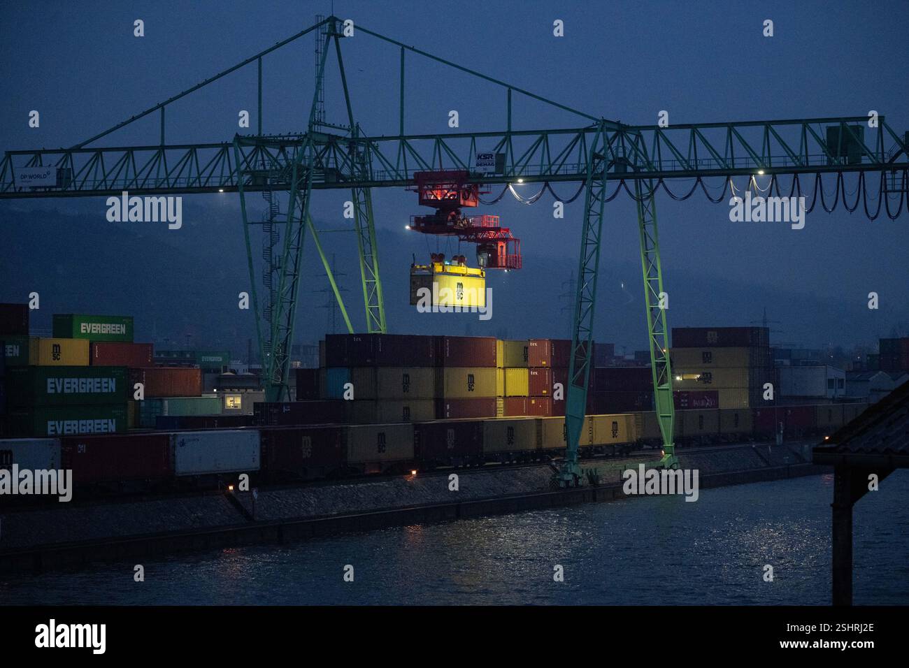Stuttgart, Germany. 11th Feb, 2025. Containers are reloaded at the port ...