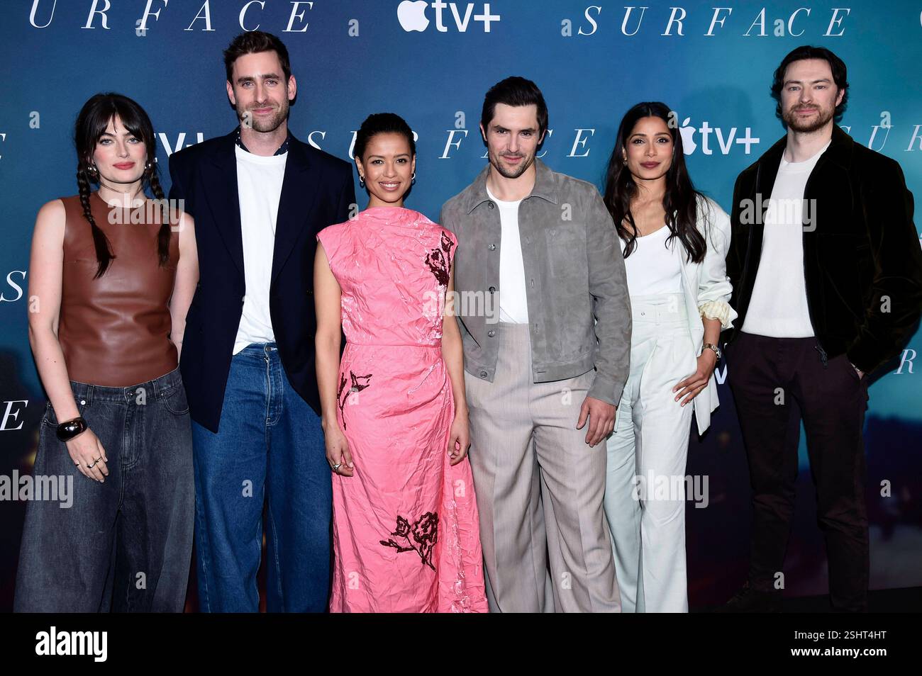 Millie Brady, Oliver Jackson-Cohen, Gugu Mbatha-Raw, Phil Dunster ...