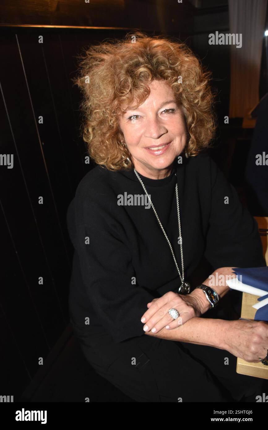 Susanne Rohrer BR Moderatorin Muenchen 10.02.2025 Augustiner Stammhaus ...