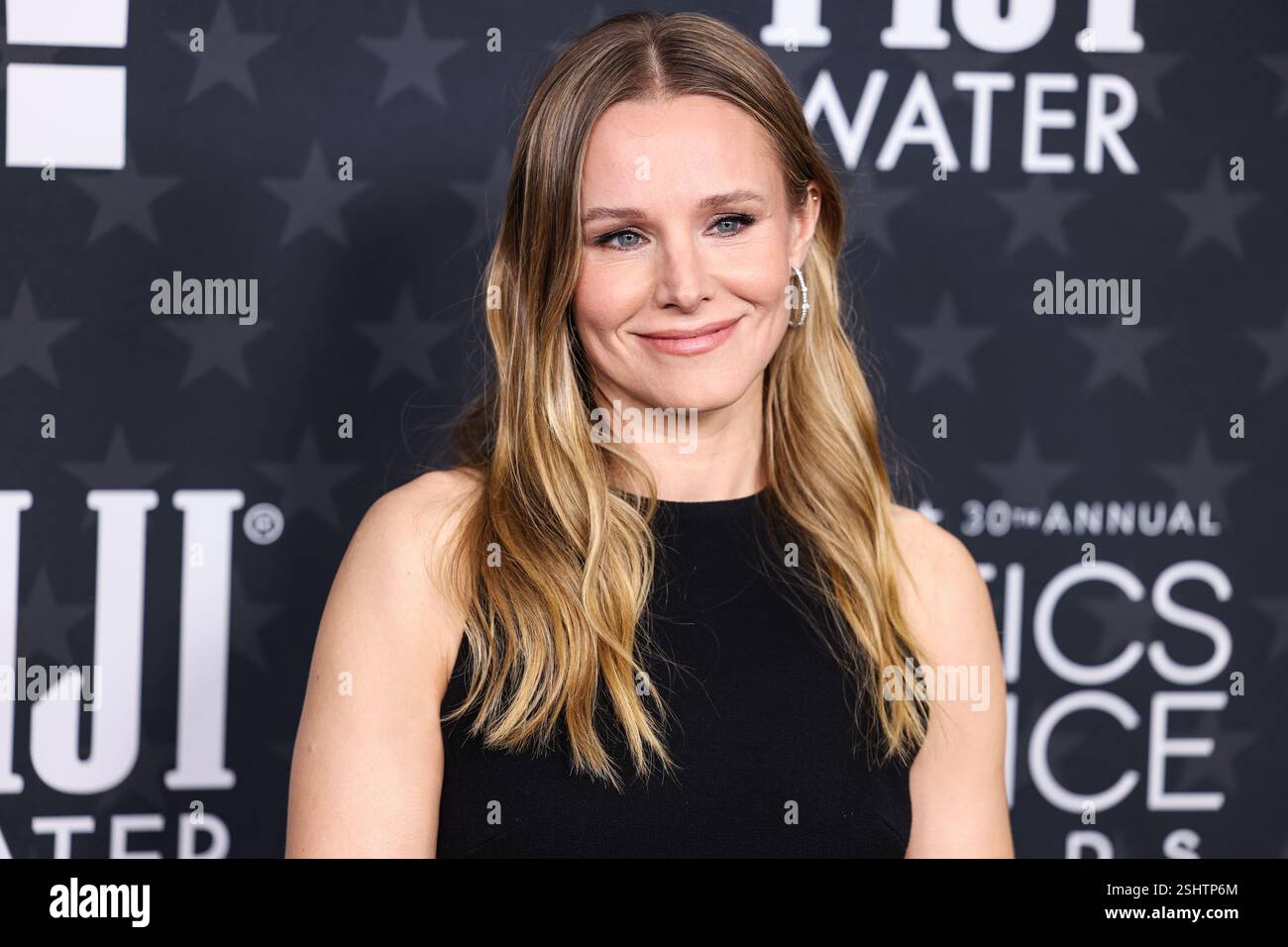 SANTA MONICA, LOS ANGELES, CALIFORNIA, USA - FEBRUARY 07: Kristen Bell ...