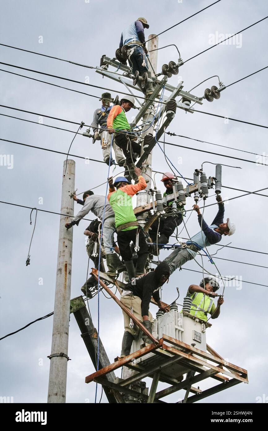 Industrial installation electrical cables insulators hi-res stock ...