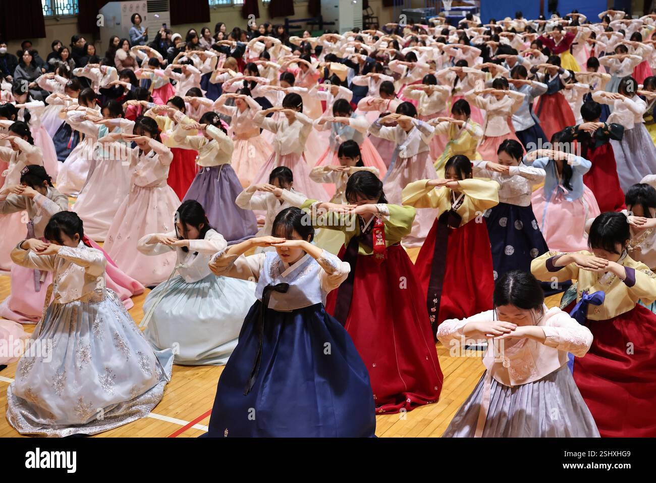 Graduation ceremony at Dongmyeong girls high school South Korea Girls ...