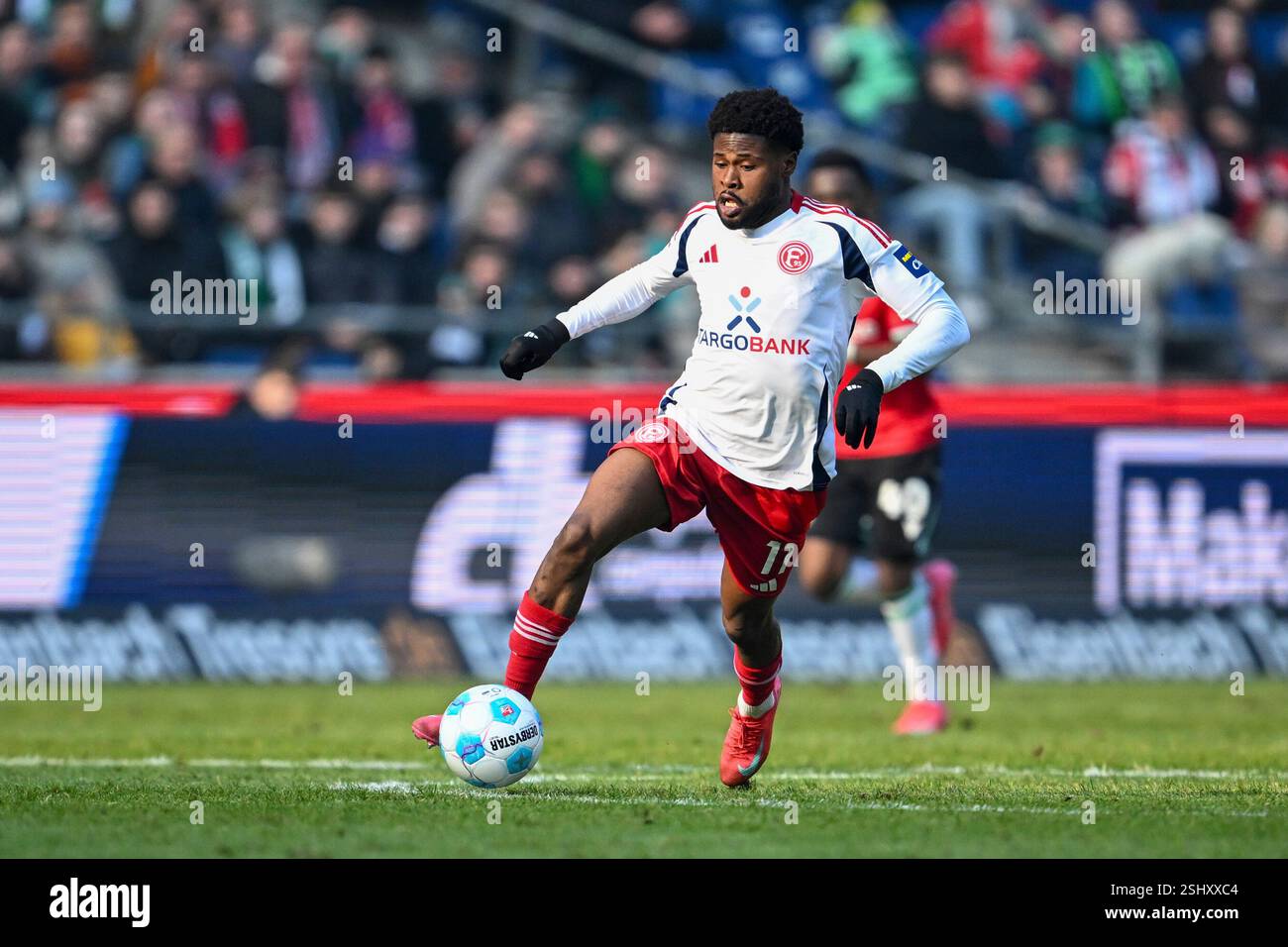 2. Bundesliga - Hannover 96 - Fortuna Düsseldorf am 09.02.2025 in der ...