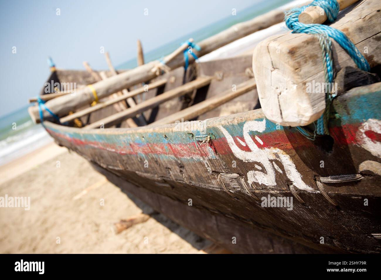 Fishing boats on the beach at Agonda Beach, Goa India Stock Photo - Alamy