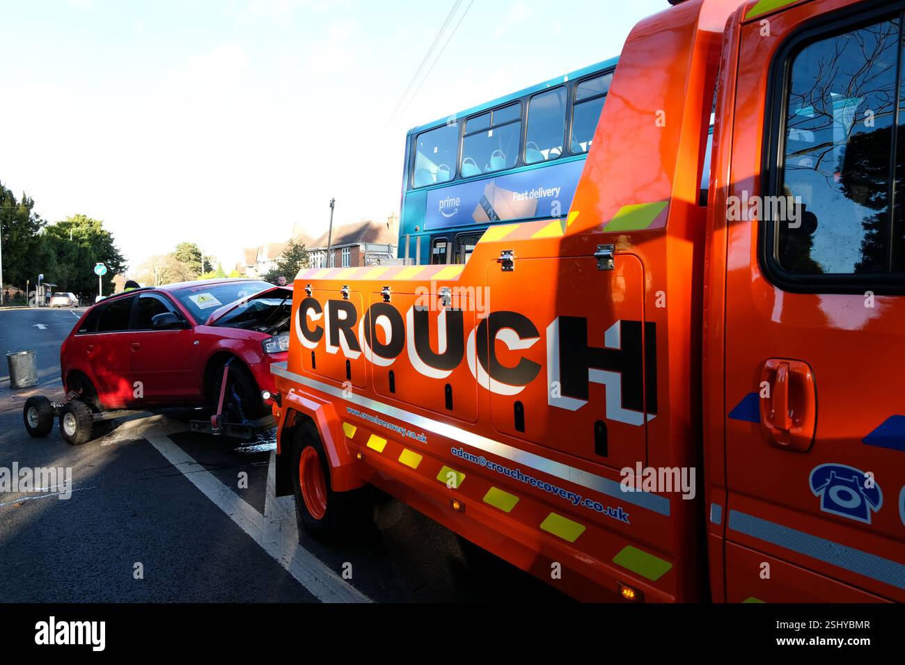 recovery trucks at a accident Stock Photo - Alamy