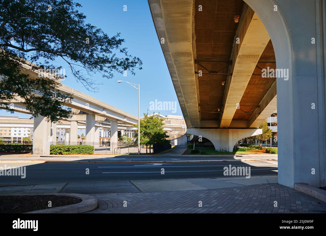 Urban Elevated Road in Los Angeles Stock Photo - Alamy